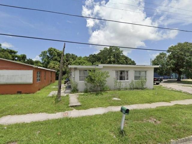 516 N 19th St, Fort Pierce, FL 34950