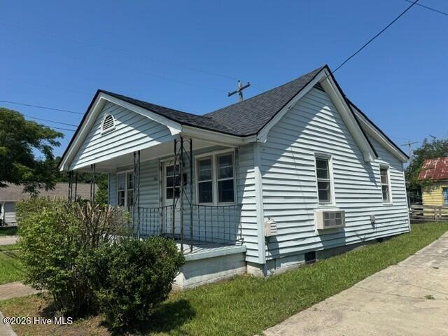 516 N Oakum Street