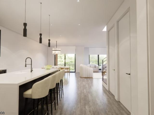516 North Ave # 205