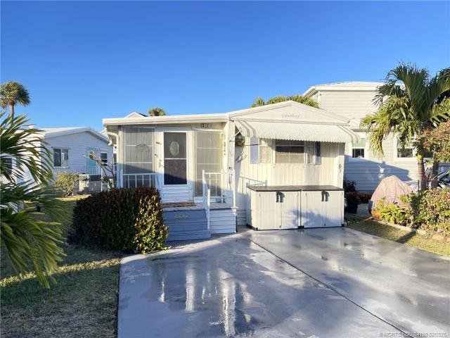 516 Nettles Blvd, Jensen Beach, FL 34957 | MLS #M20054 | Compass