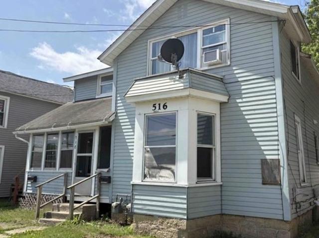 516 S Franklin St, Janesville, WI 53548