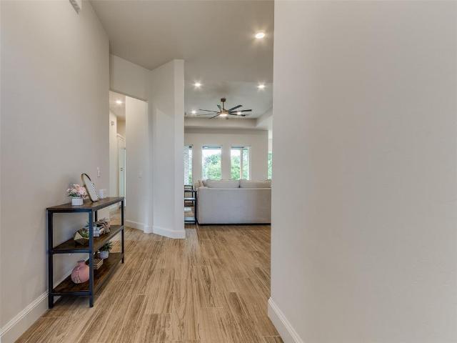 516 S Freedom Drive