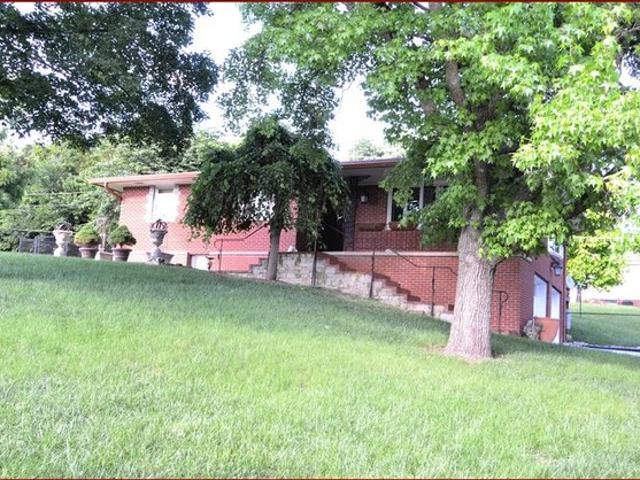 516 S Market St, Milan, MO 63556