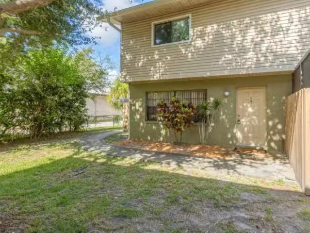 516 S PLUMOSA ST APT 4, MERRITT ISLAND, FL 32952 Condo/Townhom.