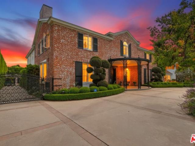 516 S Rimpau Blvd, Los Angeles, CA 90020 | MLS #26700 | Compass