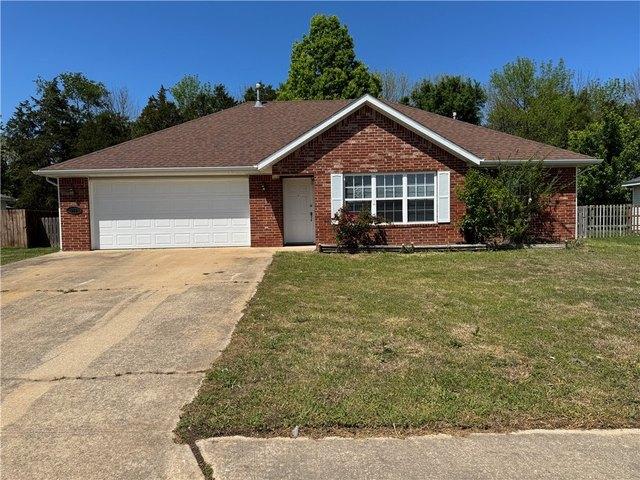 516 Stowers Ave, Elkins, AR 72727