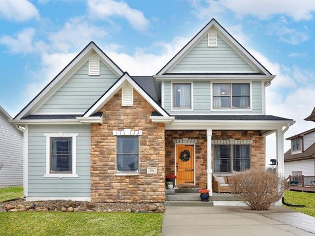 516 Sycamore St, Dallas Center, IA 50063