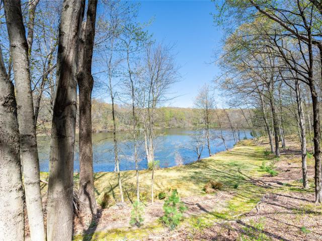 516 Pound Ridge Road