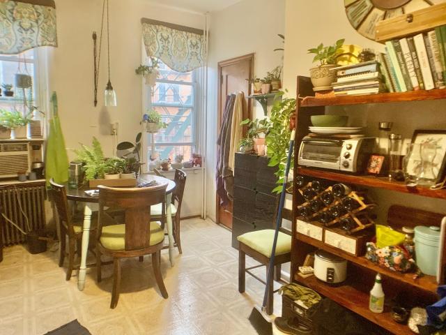 516 Park Ave # 3