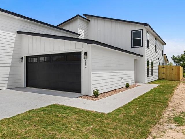 516 Paso Fino St Unit 102, Robinson, TX 76706
