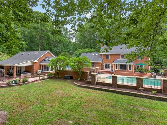 516 Peaceful RD