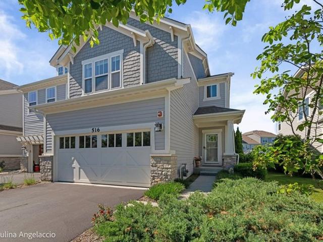 516 Pershing Ct, Barrington, IL 60010