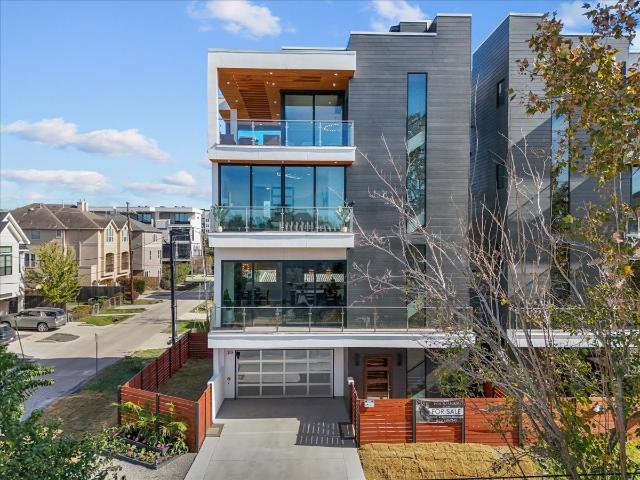516 Reinerman Street