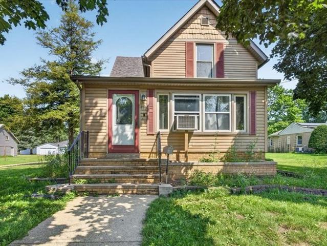 516 River Dr, Belvidere, IL 61008