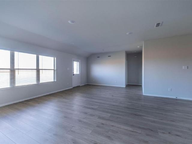 516 Ridgewood Drive