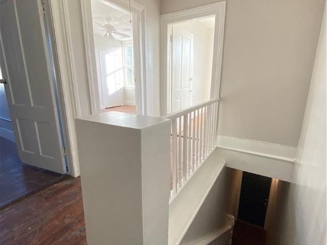 516 W 38th Street