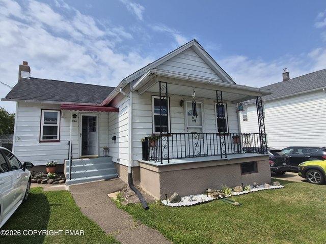 516 W Grace St, Old Forge, PA 18518