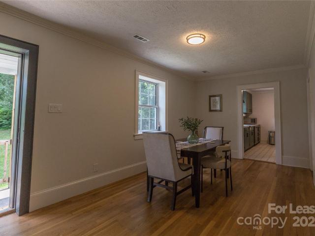 516 W King St, Kings Mountain, NC 28086 | MLS #4300 | Compass