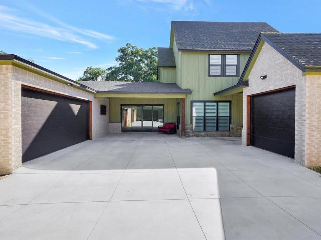 516 W Spring St, Weatherford, TX 76086 | MLS #21202 | Compass