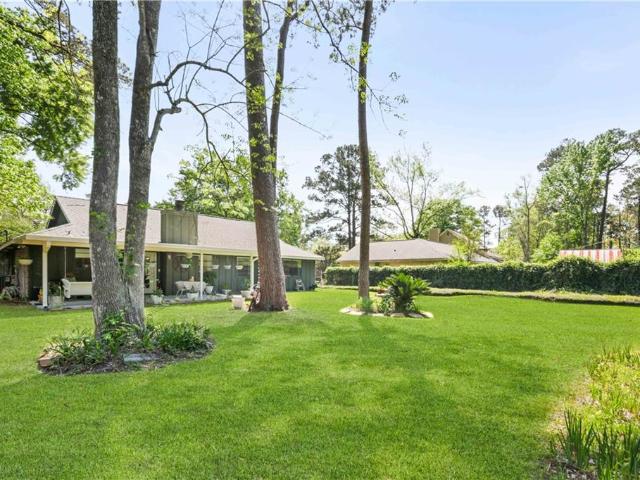 516 Woodridge Boulevard