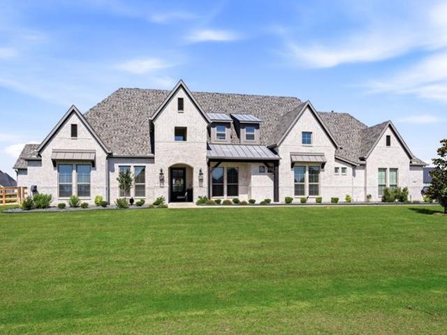 516 Westcreek Ln, Northlake, TX 76226