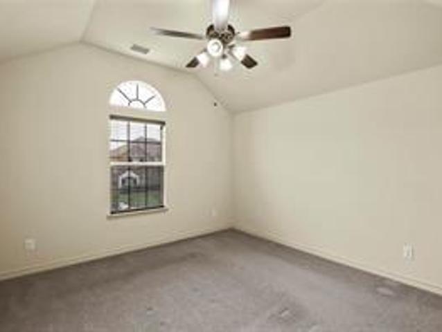 516 Windy Knoll Drive