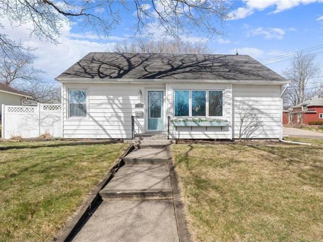516 Truman Ave, Owatonna, MN 55060