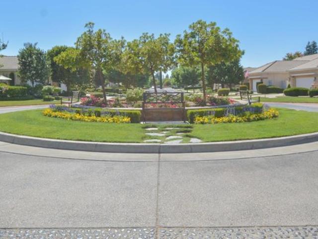 5174 N Via Trevi, Fresno, CA 93711