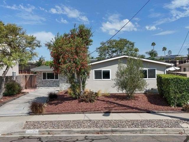 5174 Acuna St, San Diego, CA 92117