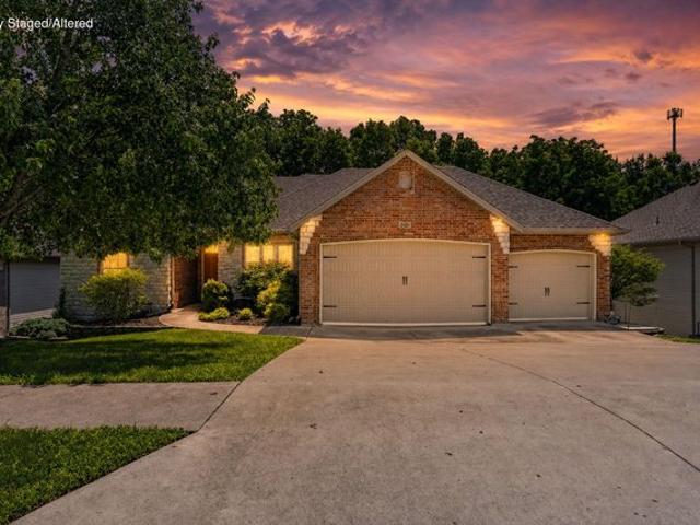 5174 S Clifton Ave, Springfield, MO 65810