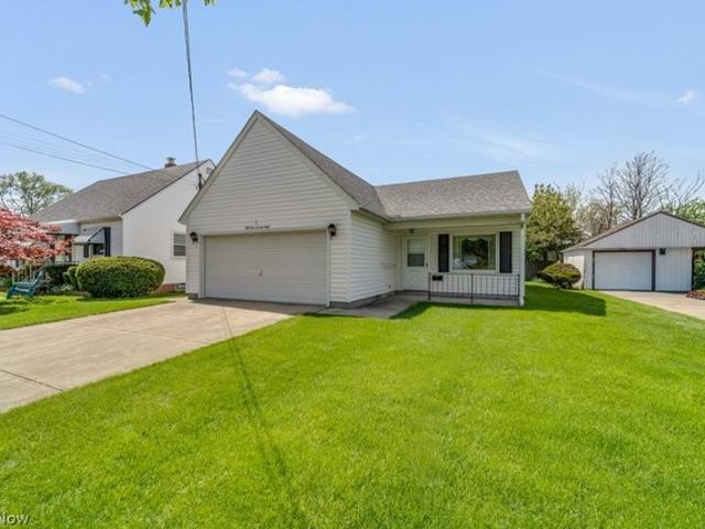 5178 W 151st St, Brook Park, OH 44142