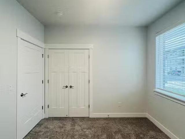 51793188 3364 W Hardman Way