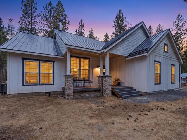 51795 Pine Loop Dr, La Pine, OR 97739