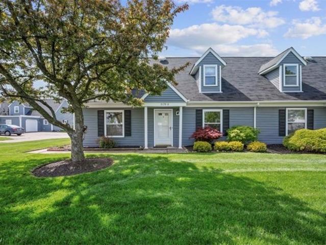 5179 Franklyn Blvd Unit B, Willoughby, OH 44094