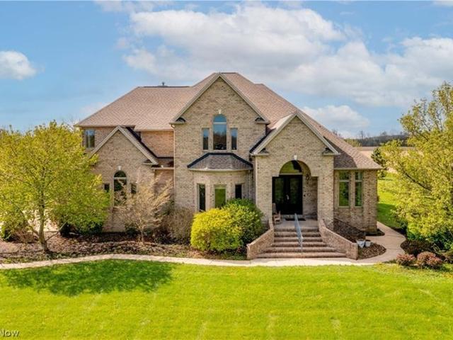 51713 Bates Rd, Wakeman, OH 44889