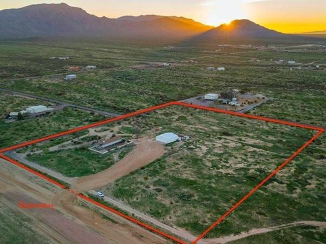 51718 W Donald Rd, Aguila, AZ 85320