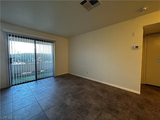 5171 LINDELL Road 101