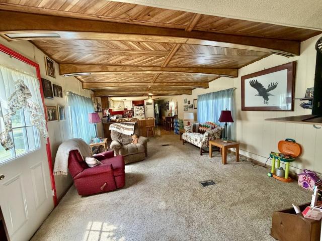 5172 Locust Lane