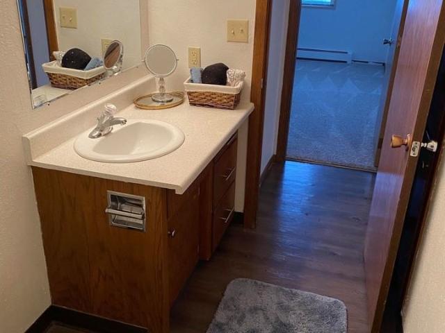 517 32nd Ave S 2 Bedroom Apartment for Rent at 517 32nd Ave S, Moorhead, MN 56560