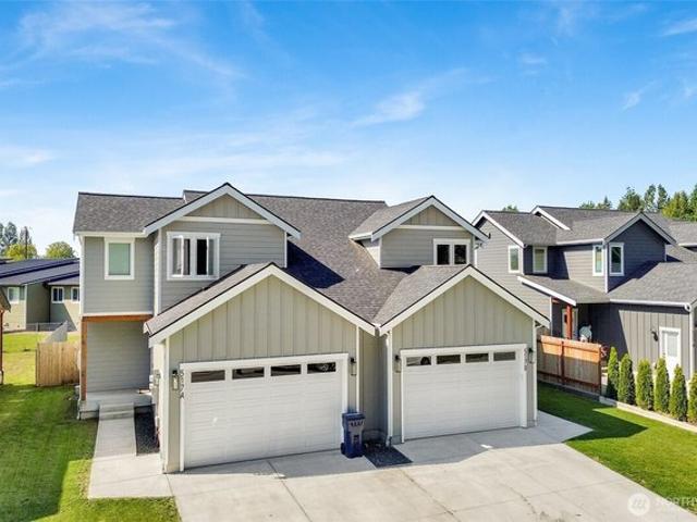 517 Colton Ln, Everson, WA 98247