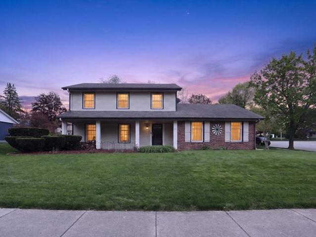 517 Cambridge Ave, Waukesha, WI 53188