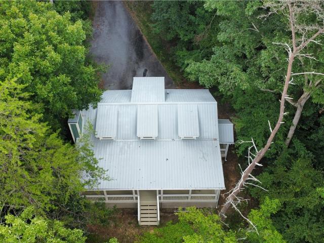 517 Chimney Ridge