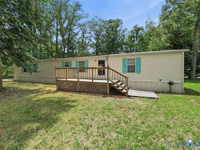 517 Crittenden Rd, Deltaville, VA 23043