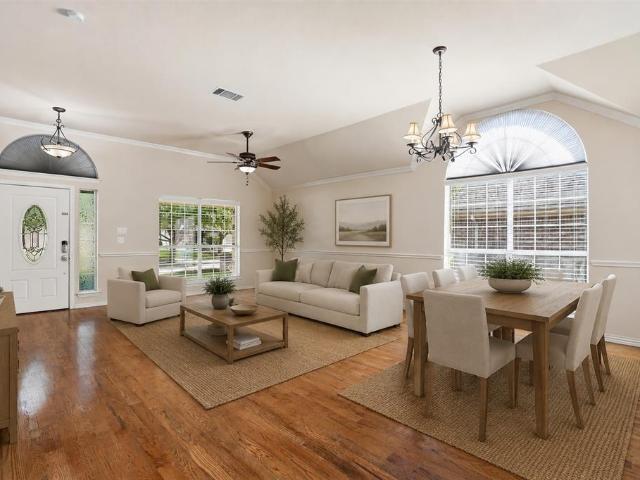 517 Acorn Court