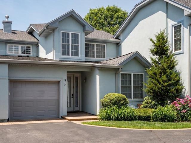 517 Bardini Dr, Melville, NY 11747