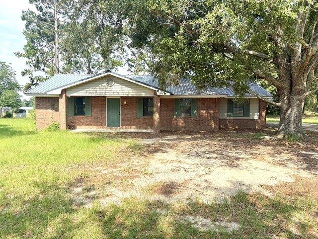 517 Ben Carver Rd, Douglas, GA 31535