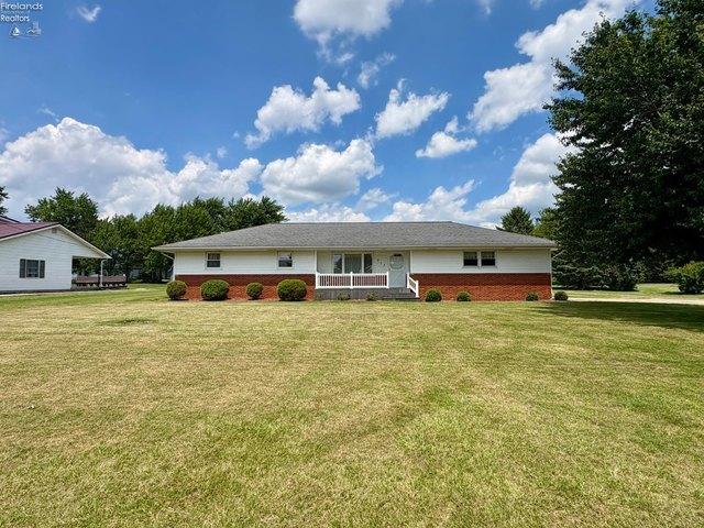 517 Buckeye Dr, Attica, OH 44807