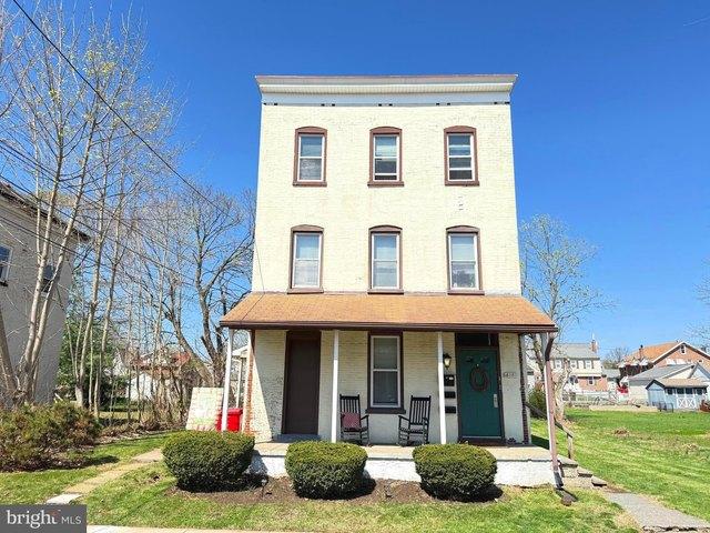 517 Glasgow St, Pottstown, PA 19464