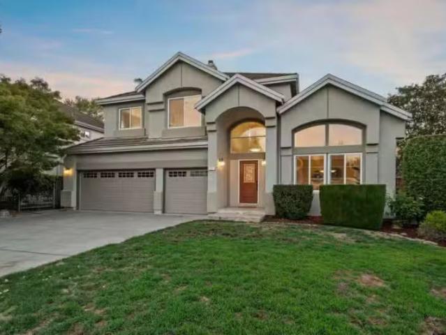 517 DE CARLI CT, CAMPBELL, CA 95008 Single Family Residence Fo.