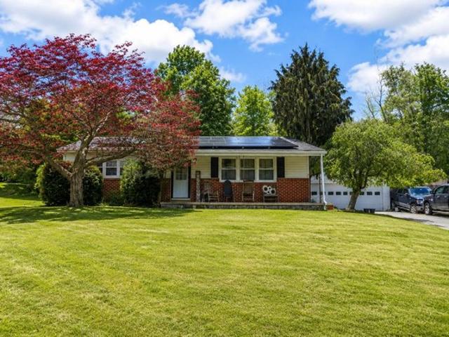 517 Dry Valley Rd, Lewistown, PA 17044